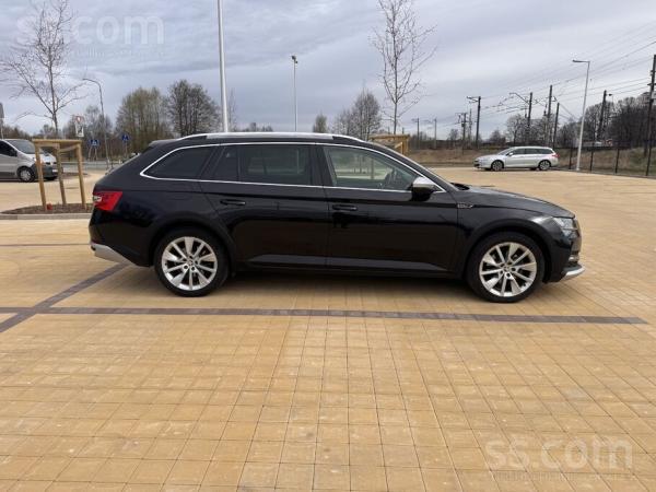 Black Skoda SuperB 2022 in Riga, with an engine capacity of 2.00 L and mileage of 248 thousand km for 17500 €, photo 4 on AUTOMOTO.COM.LV