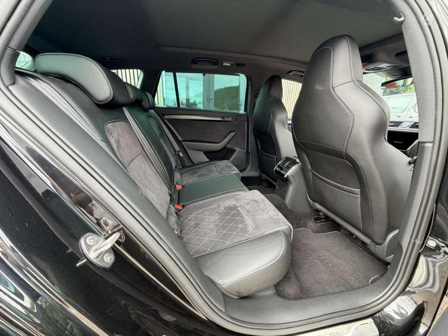 Black Skoda SuperB 2022 in Vilnius, with an engine capacity of 0.00 L and mileage of 149 thousand km for 20500 €, photo 12 on AUTOMOTO.COM.LV