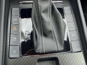 Black Skoda SuperB 2022 in Vilnius, with an engine capacity of 0.00 L and mileage of 149 thousand km for 20500 €, photo 19 on AUTOMOTO.COM.LV