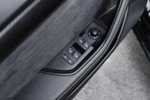Black Skoda SuperB 2022 in Riga, with an engine capacity of 1.40 L and mileage of 109 thousand km for 22800 €, photo 14 on AUTOMOTO.COM.LV