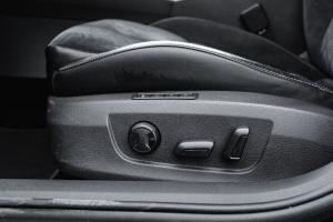 Black Skoda SuperB 2022 in Riga, with an engine capacity of 1.40 L and mileage of 109 thousand km for 22800 €, photo 15 on AUTOMOTO.COM.LV