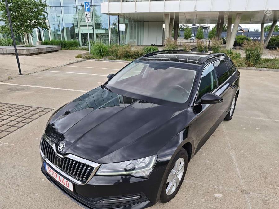 Melns Skoda SuperB 2022 Viļņa, ar dzinēja tilpumu 2.00 L un nobraukumu 250 tūkst. km par 16500 €, foto 1 vietnē AUTOMOTO.COM.LV