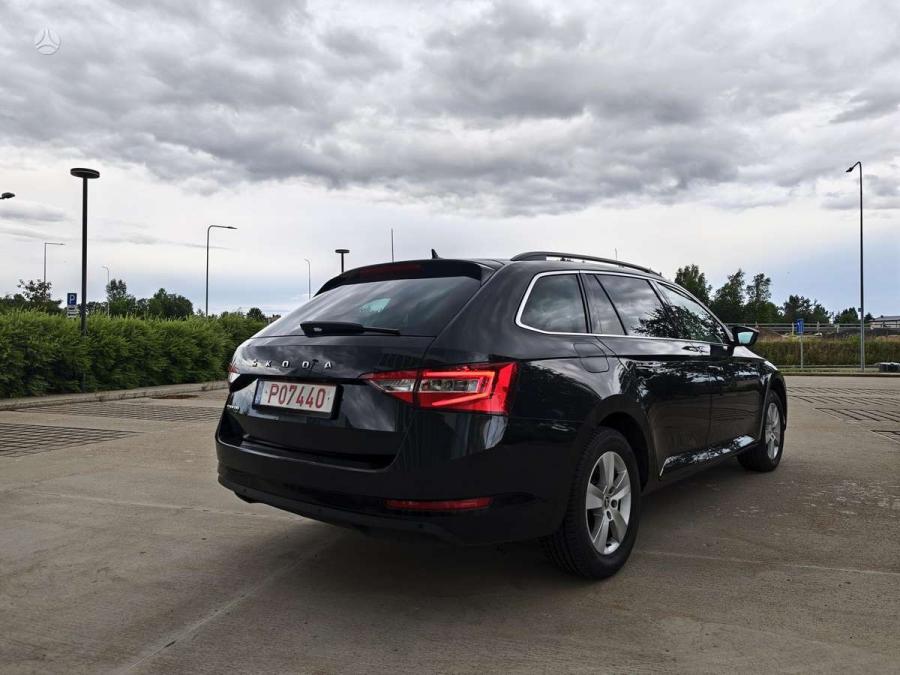 Melns Skoda SuperB 2022 Viļņa, ar dzinēja tilpumu 2.00 L un nobraukumu 250 tūkst. km par 16500 €, foto 7 vietnē AUTOMOTO.COM.LV
