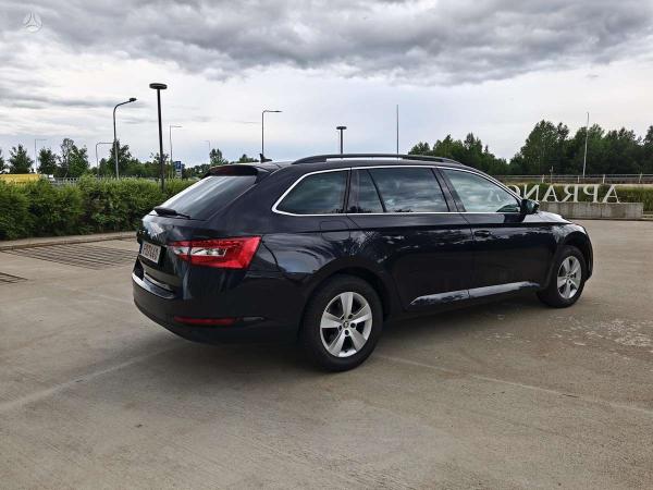 Melns Skoda SuperB 2022 Viļņa, ar dzinēja tilpumu 2.00 L un nobraukumu 250 tūkst. km par 16500 €, foto 8 vietnē AUTOMOTO.COM.LV