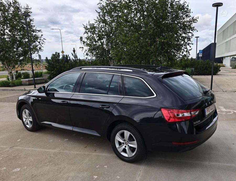 Melns Skoda SuperB 2022 Viļņa, ar dzinēja tilpumu 2.00 L un nobraukumu 250 tūkst. km par 16500 €, foto 12 vietnē AUTOMOTO.COM.LV