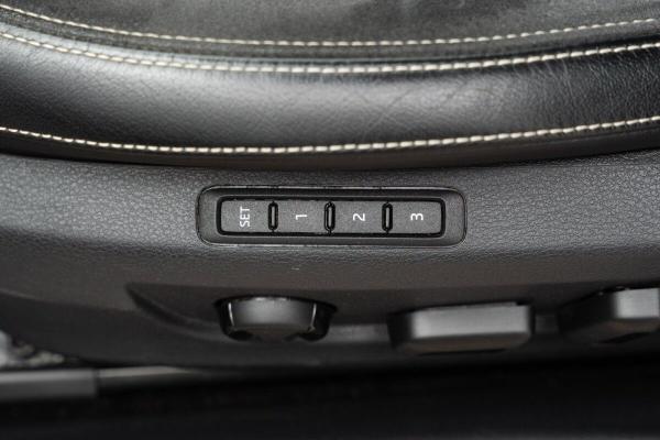 Black Skoda SuperB 2022 in Marupe, with an engine capacity of 1.40 L and mileage of 176 thousand km for 20200 €, photo 9 on AUTOMOTO.COM.LV