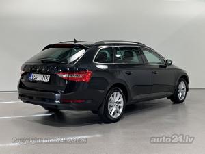 Melns Skoda SuperB 2022 Tallina, ar dzinēja tilpumu 1.50 L un nobraukumu 92 tūkst. km par 19900 €, foto 3 vietnē AUTOMOTO.COM.LV
