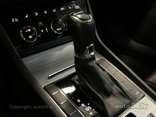 Black Skoda SuperB 2022 in Tallinn, with an engine capacity of 1.50 L and mileage of 92 thousand km for 19900 €, photo 6 on AUTOMOTO.COM.LV