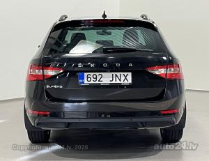 Melns Skoda SuperB 2022 Tallina, ar dzinēja tilpumu 1.50 L un nobraukumu 92 tūkst. km par 19900 €, foto 19 vietnē AUTOMOTO.COM.LV