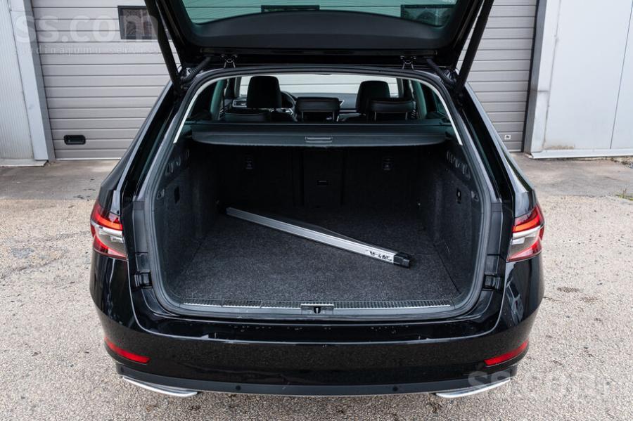 Melns Skoda SuperB 2022 Jelgava, ar dzinēja tilpumu 1.40 L un nobraukumu 123 tūkst. km par 24250 €, foto 9 vietnē AUTOMOTO.COM.LV