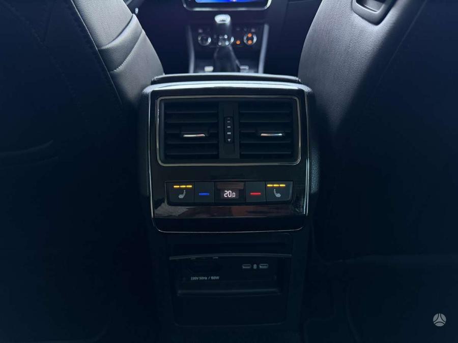 Melns Skoda SuperB 2022 Šauļi, ar dzinēja tilpumu 1.50 L un nobraukumu 118 tūkst. km par 24188 €, foto 23 vietnē AUTOMOTO.COM.LV