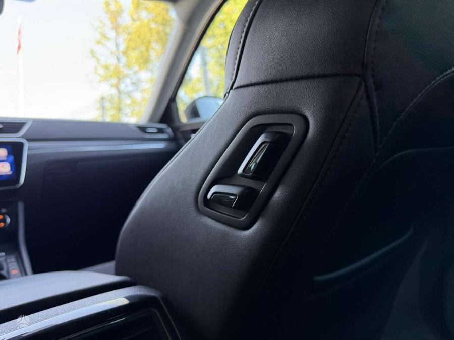 Melns Skoda SuperB 2022 Šauļi, ar dzinēja tilpumu 1.50 L un nobraukumu 118 tūkst. km par 24188 €, foto 24 vietnē AUTOMOTO.COM.LV