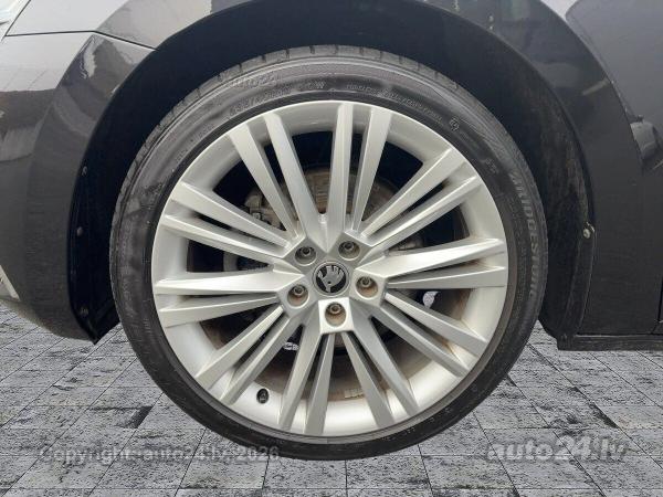 Black Skoda SuperB 2022 in Tallinn, with an engine capacity of 1.40 L and mileage of 78 thousand km for 29990 €, photo 10 on AUTOMOTO.COM.LV
