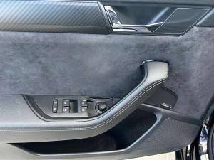 Melns Skoda SuperB 2022 Viļņa, ar dzinēja tilpumu 0.00 L un nobraukumu 200 tūkst. km par 18200 €, foto 14 vietnē AUTOMOTO.COM.LV