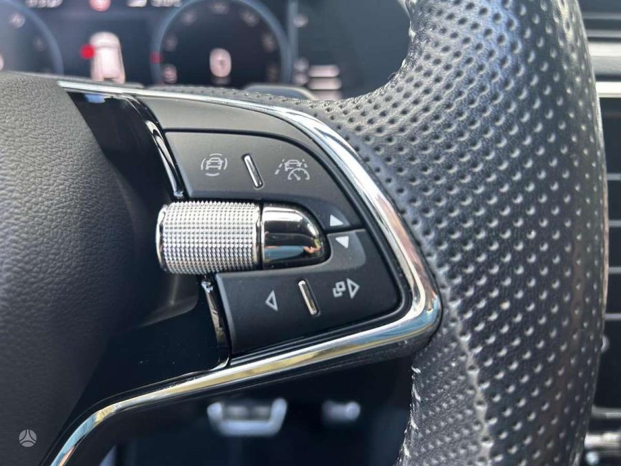 Melns Skoda SuperB 2022 Viļņa, ar dzinēja tilpumu 0.00 L un nobraukumu 200 tūkst. km par 18200 €, foto 18 vietnē AUTOMOTO.COM.LV