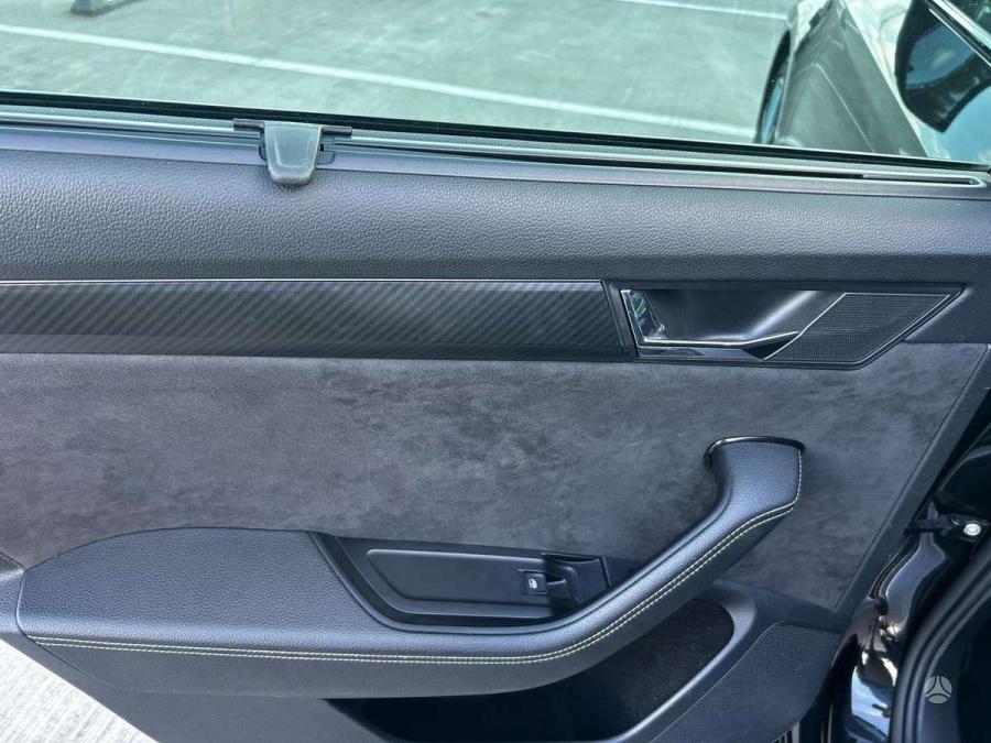 Melns Skoda SuperB 2022 Viļņa, ar dzinēja tilpumu 0.00 L un nobraukumu 200 tūkst. km par 18200 €, foto 26 vietnē AUTOMOTO.COM.LV