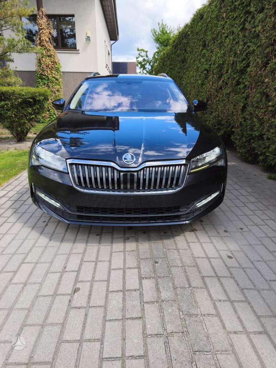 Black Skoda SuperB 2022 in Kalvarija, with an engine capacity of 1.50 L and mileage of 143 thousand km for 17243 €, photo 5 on AUTOMOTO.COM.LV