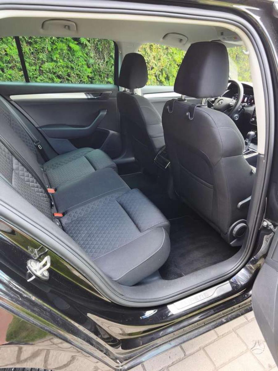Black Skoda SuperB 2022 in Kalvarija, with an engine capacity of 1.50 L and mileage of 143 thousand km for 17243 €, photo 16 on AUTOMOTO.COM.LV