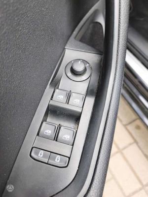 Black Skoda SuperB 2022 in Kalvarija, with an engine capacity of 1.50 L and mileage of 143 thousand km for 17243 €, photo 20 on AUTOMOTO.COM.LV