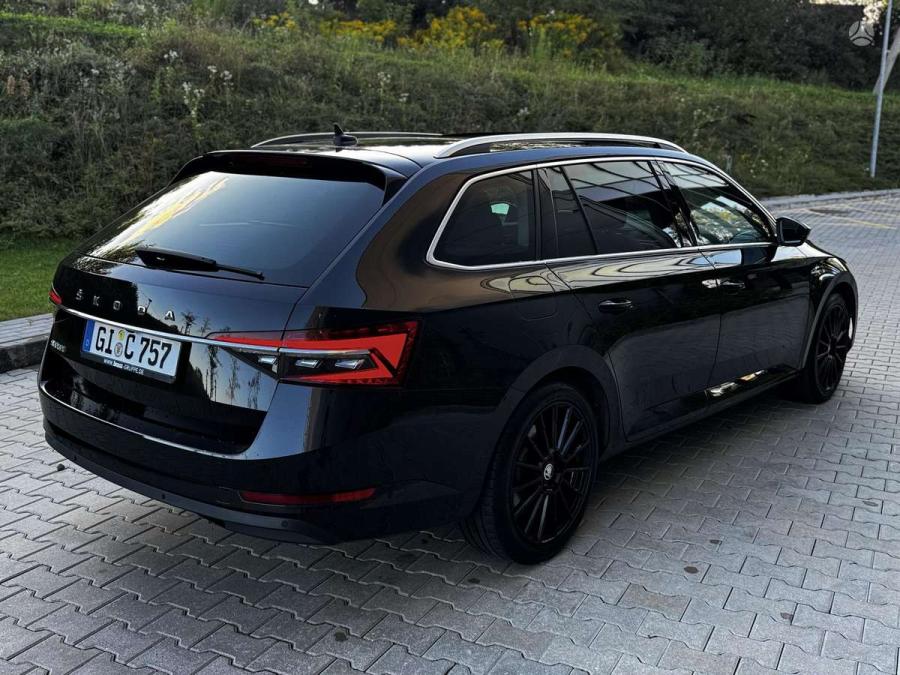 Black Skoda SuperB 2022 in Vilnius, with an engine capacity of 1.97 L and mileage of 278 thousand km for 16650 €, photo 6 on AUTOMOTO.COM.LV