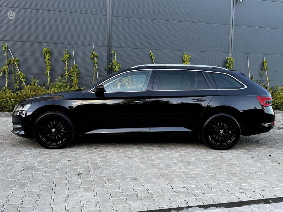Black Skoda SuperB 2022 in Vilnius, with an engine capacity of 1.97 L and mileage of 278 thousand km for 16650 €, photo 9 on AUTOMOTO.COM.LV