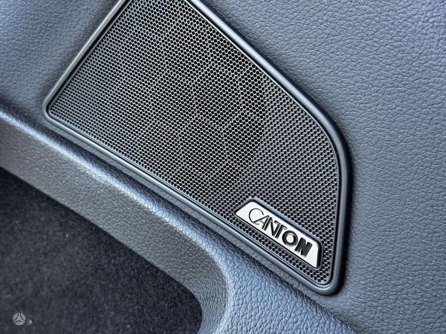 Black Skoda SuperB 2022 in Vilnius, with an engine capacity of 1.97 L and mileage of 278 thousand km for 16650 €, photo 28 on AUTOMOTO.COM.LV