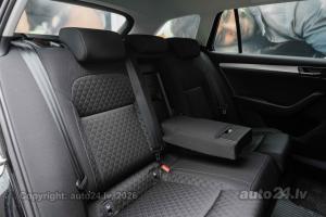 Black Skoda SuperB 2023 in Tallinn, with an engine capacity of 1.50 L and mileage of 70 thousand km for 22500 €, photo 12 on AUTOMOTO.COM.LV