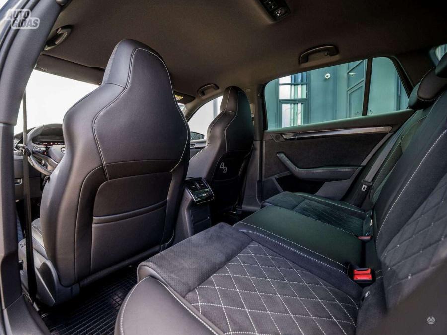 Melns Skoda SuperB 2023 Marijampole, ar dzinēja tilpumu 2.00 L un nobraukumu 213 tūkst. km par 22450 €, foto 31 vietnē AUTOMOTO.COM.LV