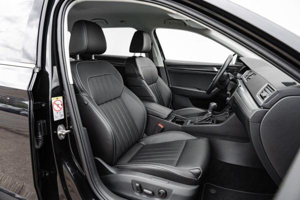 Black Skoda SuperB 2023 in Riga, with an engine capacity of 2.00 L and mileage of 127 thousand km for 25550 €, photo 7 on AUTOMOTO.COM.LV