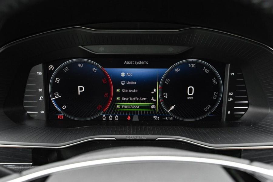 Melns Skoda SuperB 2023 Rīga, ar dzinēja tilpumu 2.00 L un nobraukumu 127 tūkst. km par 25550 €, foto 16 vietnē AUTOMOTO.COM.LV
