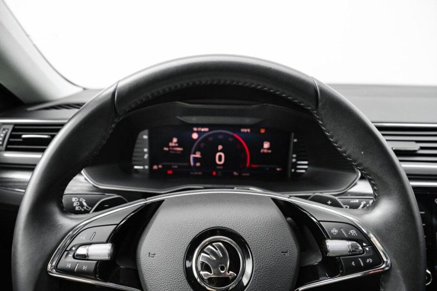 Melns Skoda SuperB 2023 Rīga, ar dzinēja tilpumu 2.00 L un nobraukumu 127 tūkst. km par 25550 €, foto 17 vietnē AUTOMOTO.COM.LV