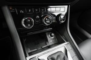 Melns Skoda SuperB 2023 Rīga, ar dzinēja tilpumu 2.00 L un nobraukumu 127 tūkst. km par 25550 €, foto 20 vietnē AUTOMOTO.COM.LV