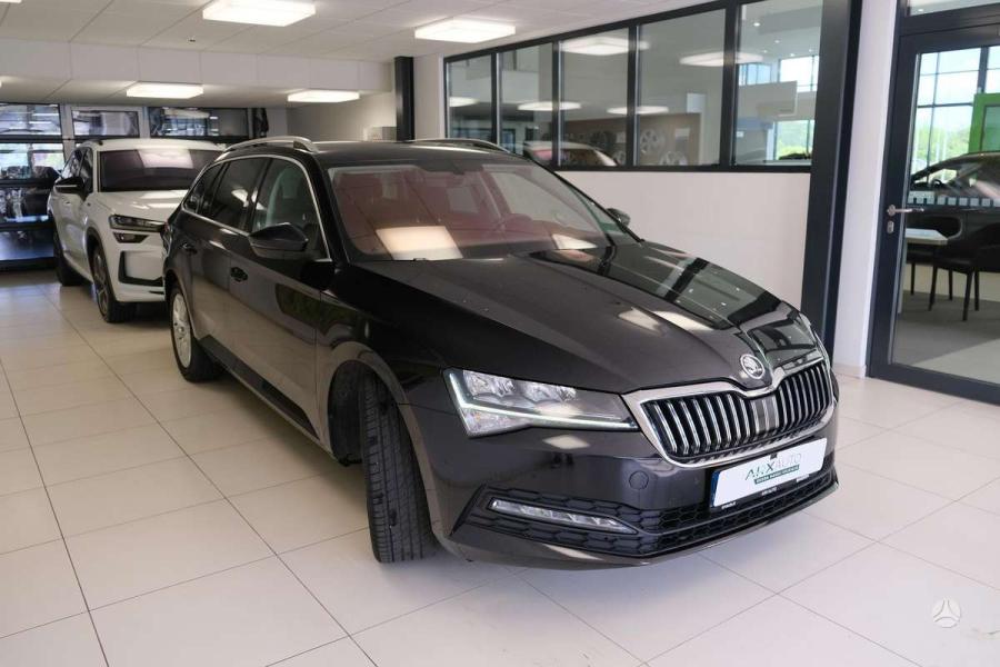 Melns Skoda SuperB 2023 Viļņa, ar dzinēja tilpumu 1.50 L un nobraukumu 94 tūkst. km par 22400 €, foto 4 vietnē AUTOMOTO.COM.LV