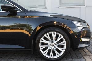 Black Skoda SuperB 2023 in Ventspils, with an engine capacity of 2.00 L and mileage of 204 thousand km for 21700 €, photo 10 on AUTOMOTO.COM.LV