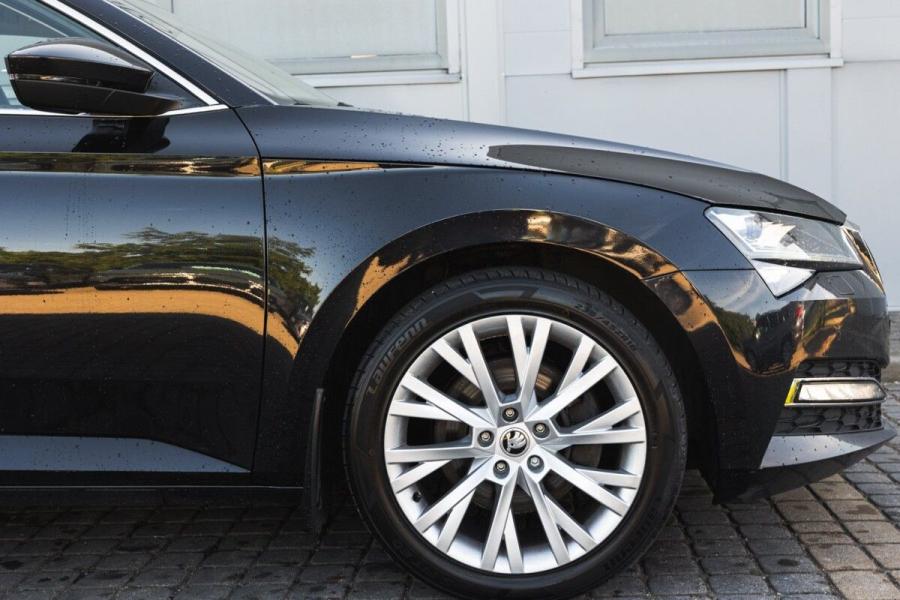 Black Skoda SuperB 2023 in Ventspils, with an engine capacity of 2.00 L and mileage of 204 thousand km for 21700 €, photo 10 on AUTOMOTO.COM.LV