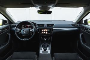 Black Skoda SuperB 2023 in Ventspils, with an engine capacity of 2.00 L and mileage of 204 thousand km for 21700 €, photo 19 on AUTOMOTO.COM.LV