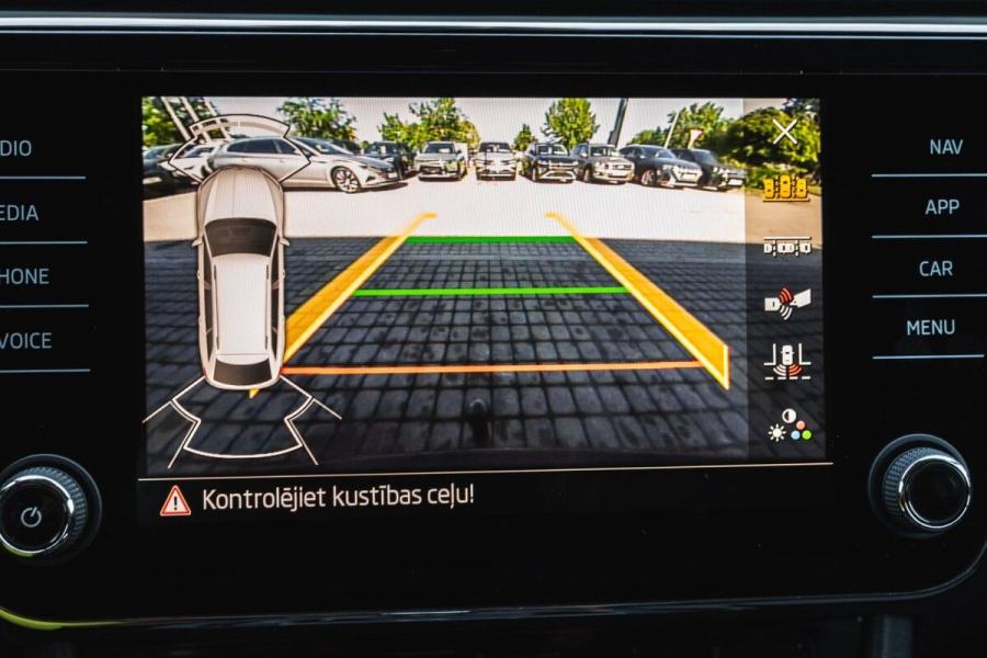 Black Skoda SuperB 2023 in Ventspils, with an engine capacity of 2.00 L and mileage of 204 thousand km for 21700 €, photo 25 on AUTOMOTO.COM.LV