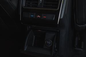 Black Skoda SuperB 2023 in Ventspils, with an engine capacity of 2.00 L and mileage of 204 thousand km for 21700 €, photo 33 on AUTOMOTO.COM.LV