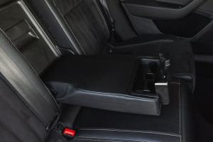 Black Skoda SuperB 2023 in Ventspils, with an engine capacity of 2.00 L and mileage of 204 thousand km for 21700 €, photo 34 on AUTOMOTO.COM.LV