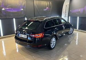 Melns Skoda SuperB 2023 Viļņa, ar dzinēja tilpumu 1.50 L un nobraukumu 35 tūkst. km par 21950 €, foto 3 vietnē AUTOMOTO.COM.LV