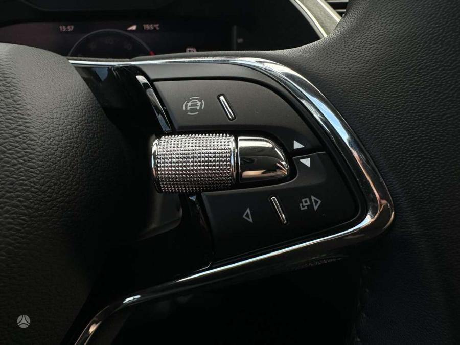 Melns Skoda SuperB 2023 Viļņa, ar dzinēja tilpumu 1.50 L un nobraukumu 35 tūkst. km par 21950 €, foto 10 vietnē AUTOMOTO.COM.LV