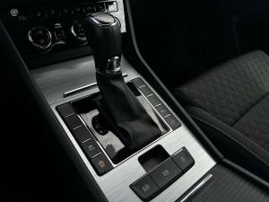 Melns Skoda SuperB 2023 Viļņa, ar dzinēja tilpumu 1.50 L un nobraukumu 35 tūkst. km par 21950 €, foto 21 vietnē AUTOMOTO.COM.LV