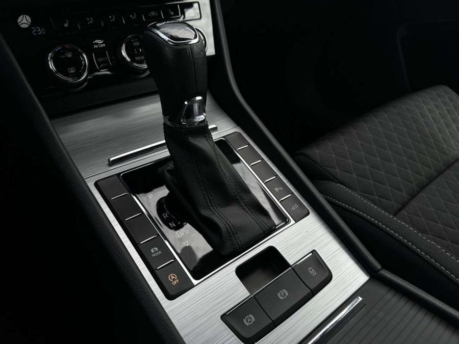 Melns Skoda SuperB 2023 Viļņa, ar dzinēja tilpumu 1.50 L un nobraukumu 35 tūkst. km par 21950 €, foto 21 vietnē AUTOMOTO.COM.LV