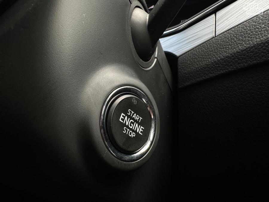 Black Skoda SuperB 2023 in Avizieniai, with an engine capacity of 1.50 L and mileage of 35 thousand km for 21950 €, photo 12 on AUTOMOTO.COM.LV