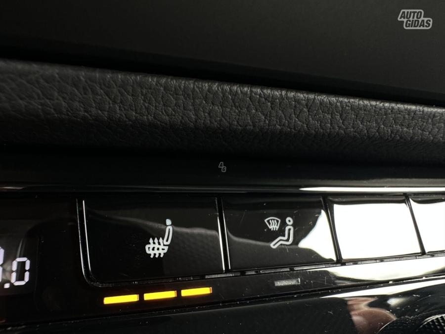 Black Skoda SuperB 2023 in Avizieniai, with an engine capacity of 1.50 L and mileage of 35 thousand km for 21950 €, photo 20 on AUTOMOTO.COM.LV