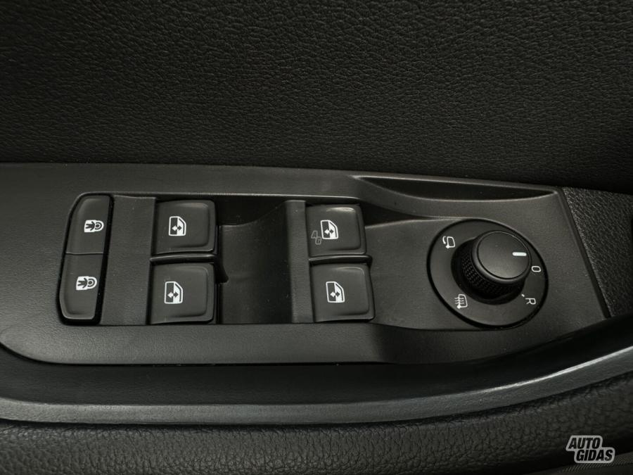 Black Skoda SuperB 2023 in Avizieniai, with an engine capacity of 1.50 L and mileage of 35 thousand km for 21950 €, photo 23 on AUTOMOTO.COM.LV