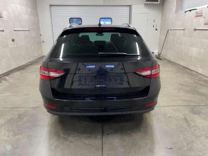Black Skoda SuperB 2023 in Marijampole, with an engine capacity of 1.50 L and mileage of 186 thousand km for 17545 €, photo 6 on AUTOMOTO.COM.LV