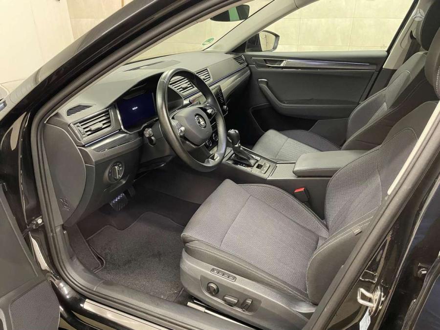 Black Skoda SuperB 2023 in Marijampole, with an engine capacity of 1.50 L and mileage of 186 thousand km for 17545 €, photo 8 on AUTOMOTO.COM.LV