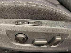 Black Skoda SuperB 2023 in Marijampole, with an engine capacity of 1.50 L and mileage of 186 thousand km for 17545 €, photo 9 on AUTOMOTO.COM.LV