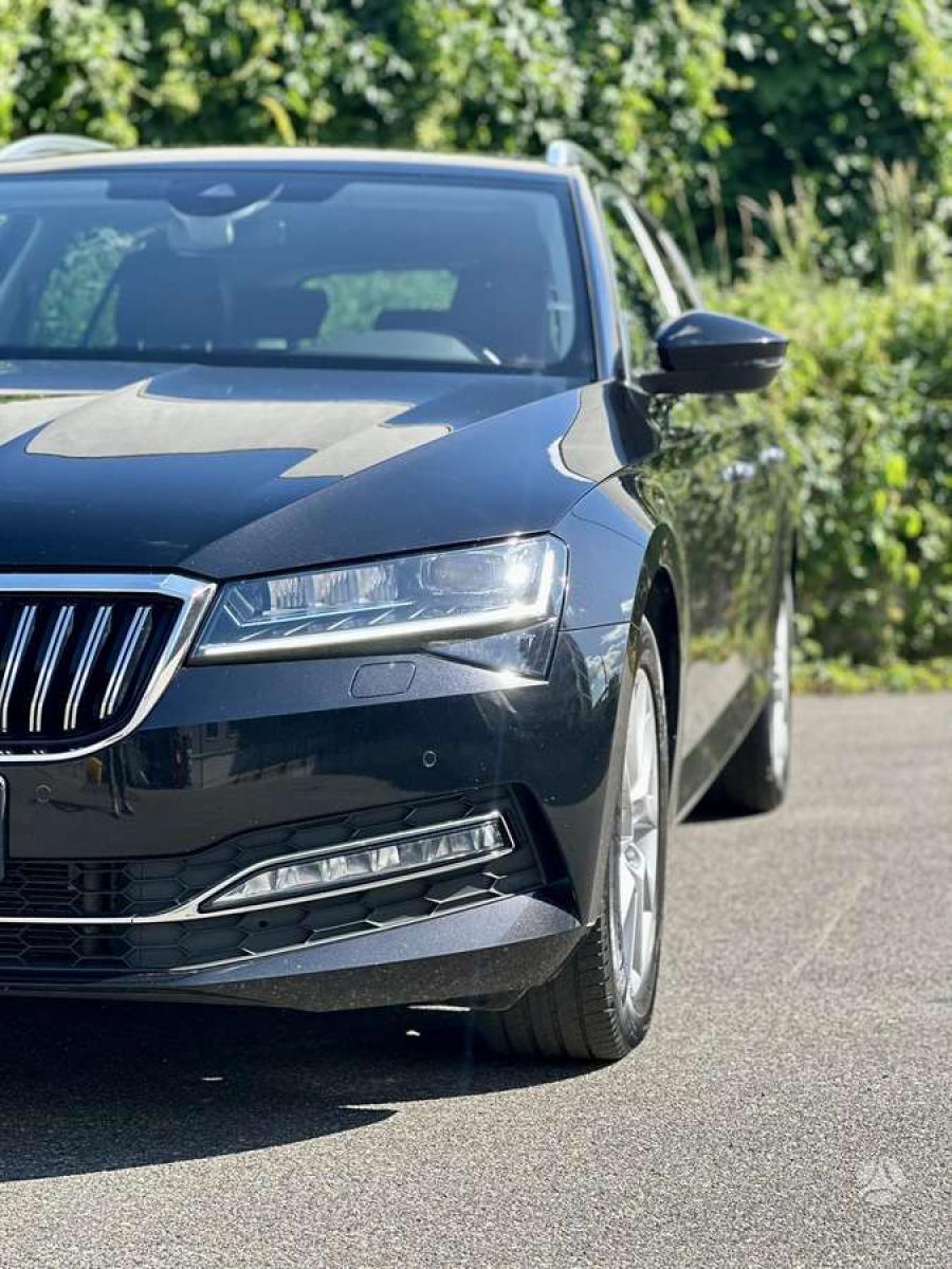 Melns Skoda SuperB 2023 Viļņa, ar dzinēja tilpumu 2.00 L un nobraukumu 114 tūkst. km par 22900 €, foto 4 vietnē AUTOMOTO.COM.LV